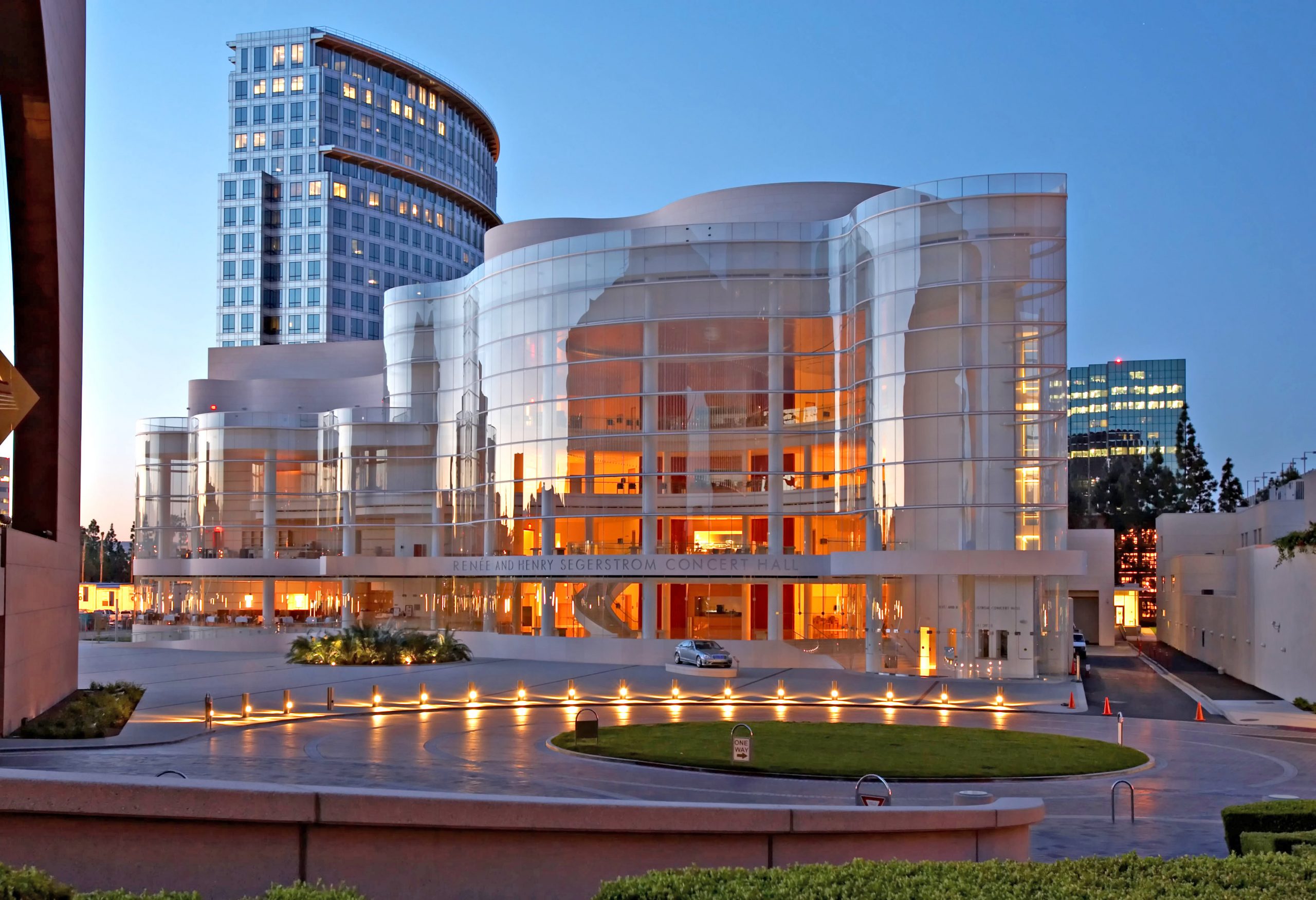 Rene’e and Henry Segerstrom Concert Hall* | Gruen Associates