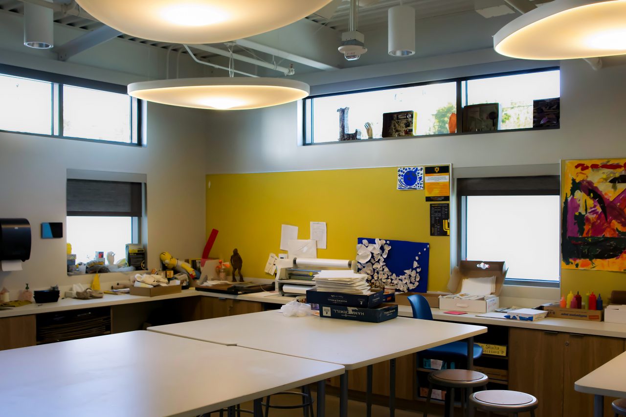 Yeshiva University of Los Angeles (YULA) Boys High School | Gruen ...